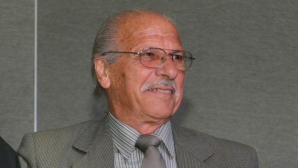 Murió Roberto Pipo Ferreiro, símbolo histórico de Independiente y DT de ...